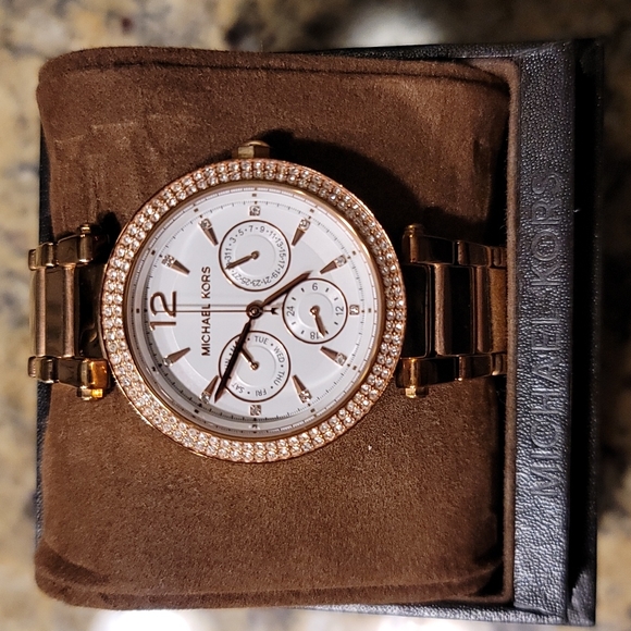 Michael Kors | Accessories | Michael Kors Rose Gold Tone Mk578 Watch ...